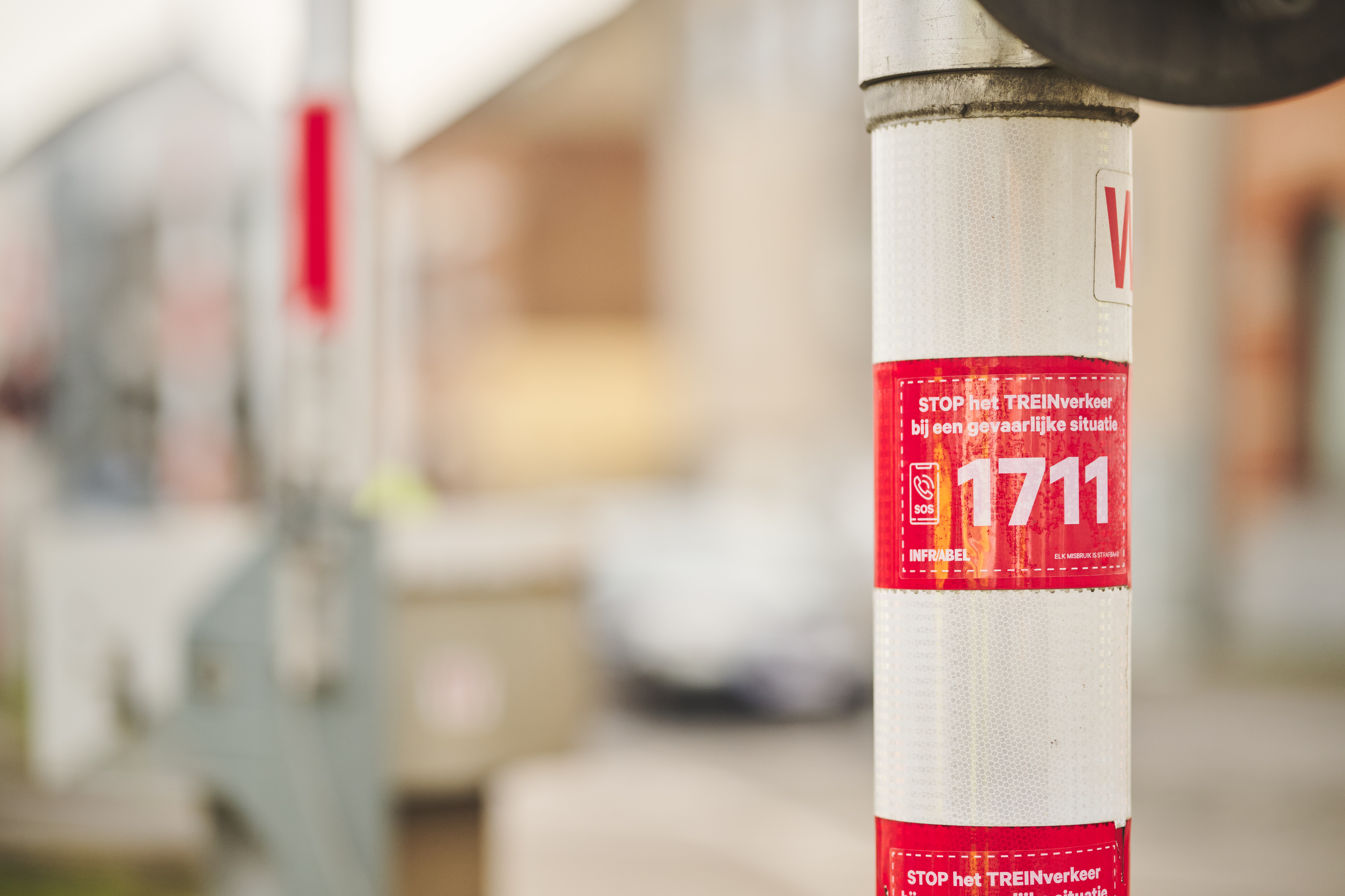 Fonce, appelle le 1711 ! Infrabel